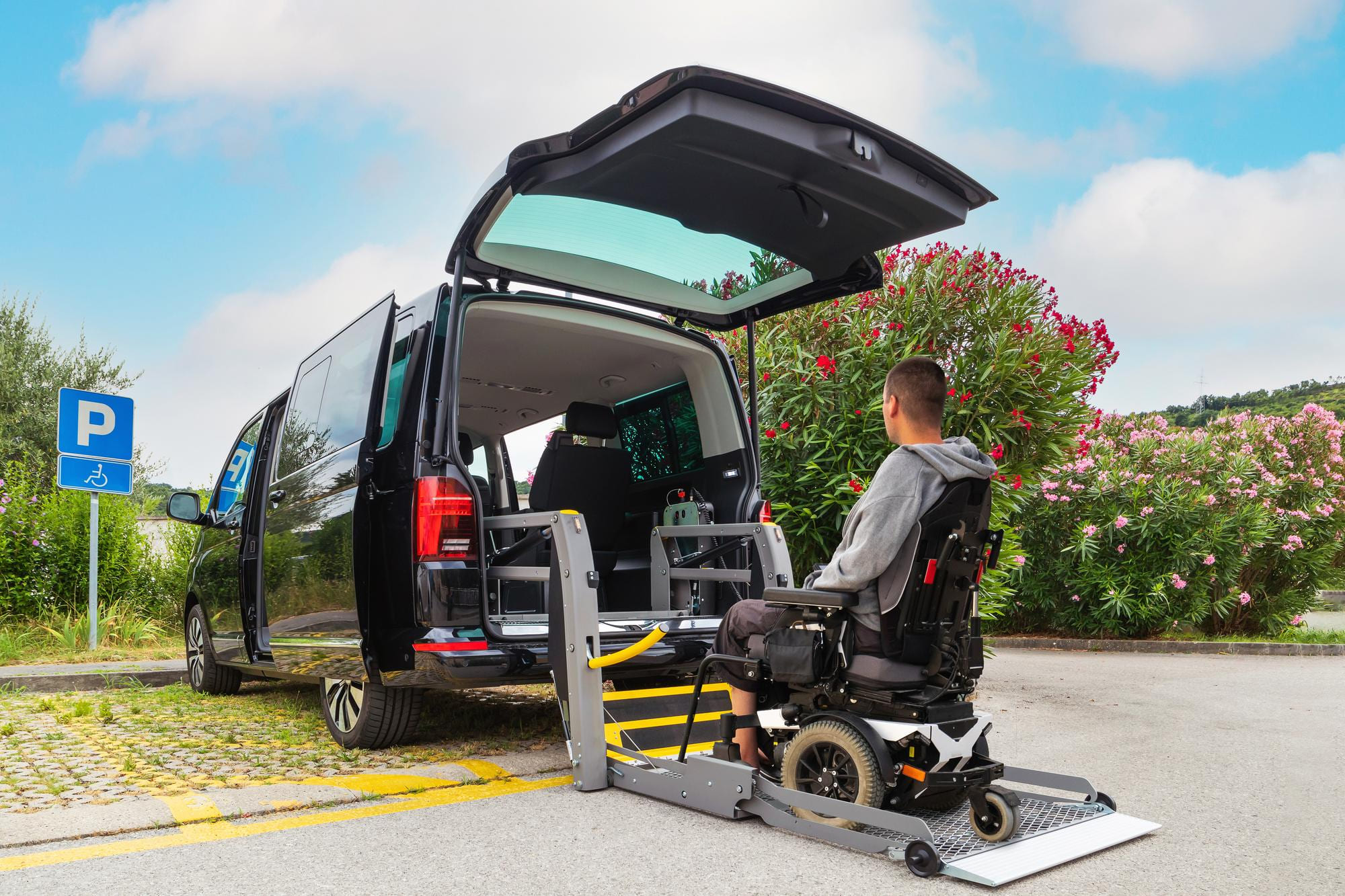 DMZ Care | Non-Emergency Medical Transportation in Louisville, KY